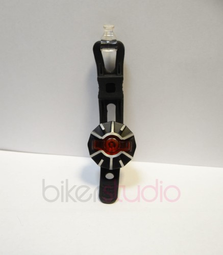 Lampka tył Kiley Hill czarna bikerStudio – kolorowe ostre koło