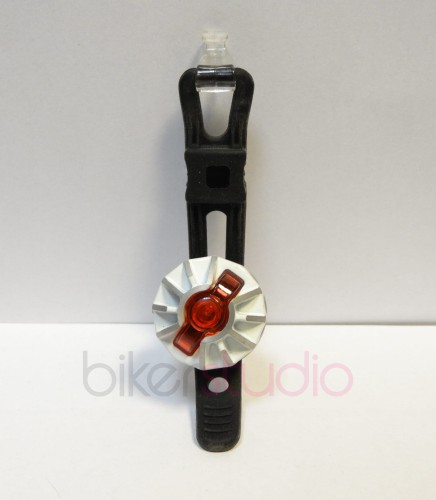 Lampka tył Kiley Hill biała bikerStudio – kolorowe ostre koło